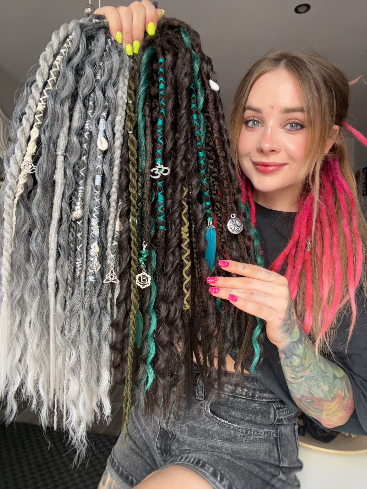 Any Custom mix of different Dreadlocks styles in one set - dreadscorner.com